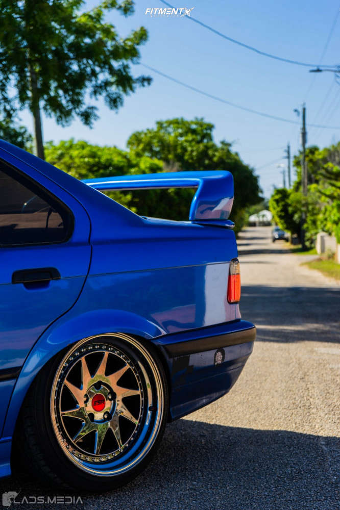 1996 BMW M3 Base with 18x8.5 ESR Sr09 and Nankang 215x35 on Coilovers ...