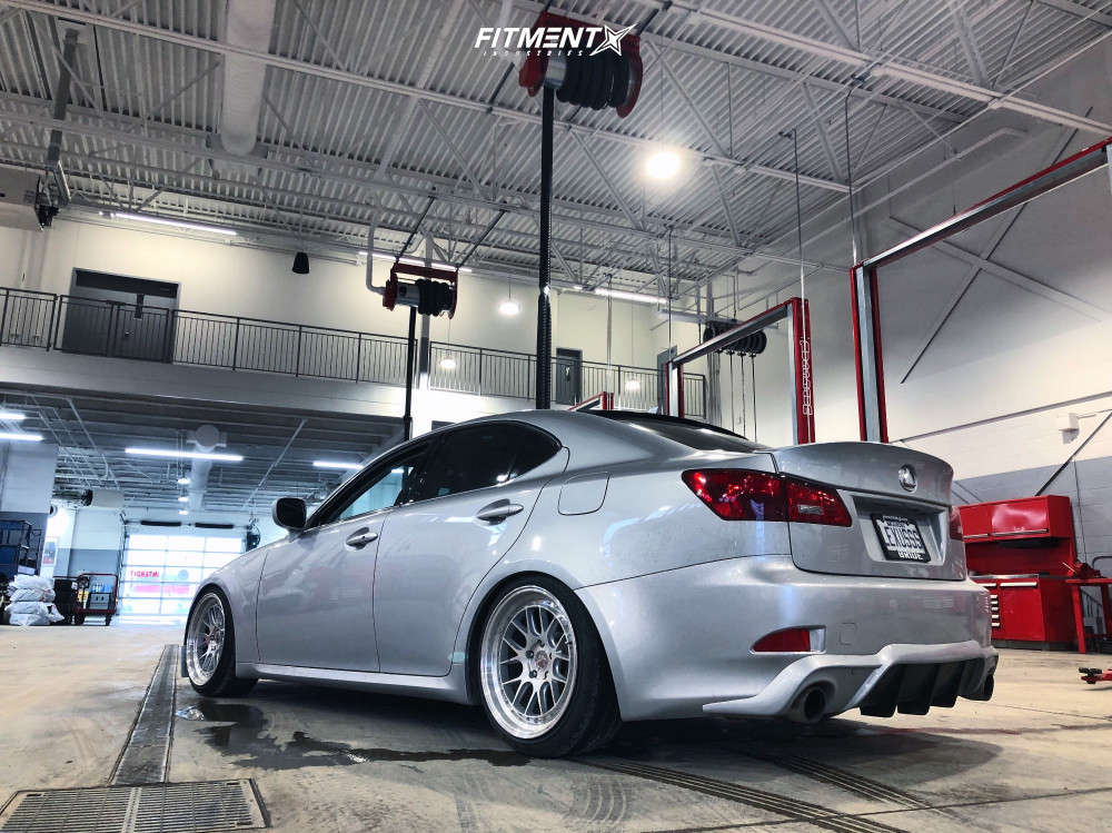 2007 Lexus IS250 Base with 18x9.5 Aodhan DS06 and Kumho 225x40 on ...