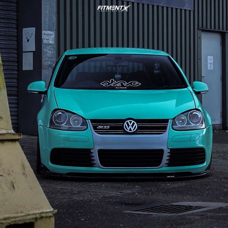 2006 Volkswagen R32 Base with 19x9.5 Work Emitz and Nankang 215x35 on ...