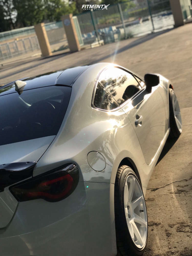 2016 Scion FR-S Base with 18x9.5 Vordoven Forme 14 and Hankook 245x35 on Stock Suspension ...