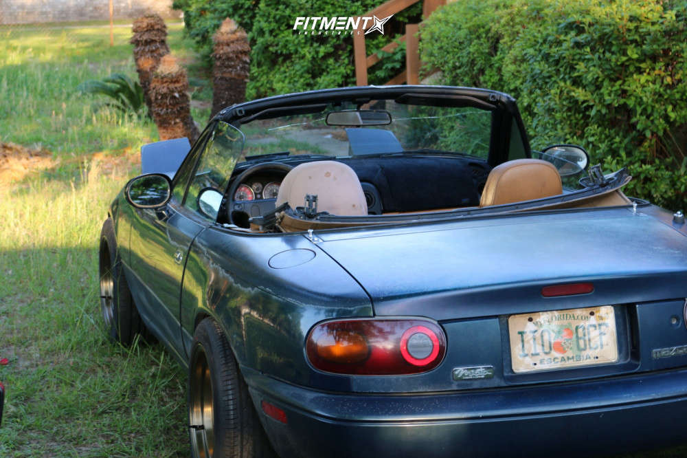 1995 Mazda MX-5 Miata Base with 15x8 MST Time Attack and Hankook 205x50 ...