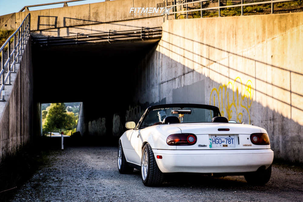 1992 Mazda MX-5 Miata Base with 15x8 MSR 228 and GT Radial 205x50 on ...