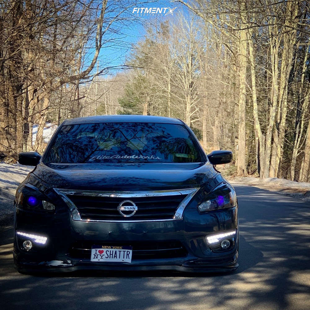 2013 Nissan Altima S with 19x10 Klutch Km20 and Landsail 235x35 on ...