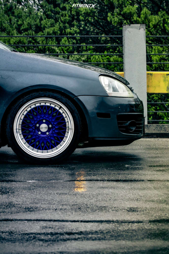 2008 Volkswagen Jetta 2.0T with 18x9 Avant Garde M220 and Continental ...