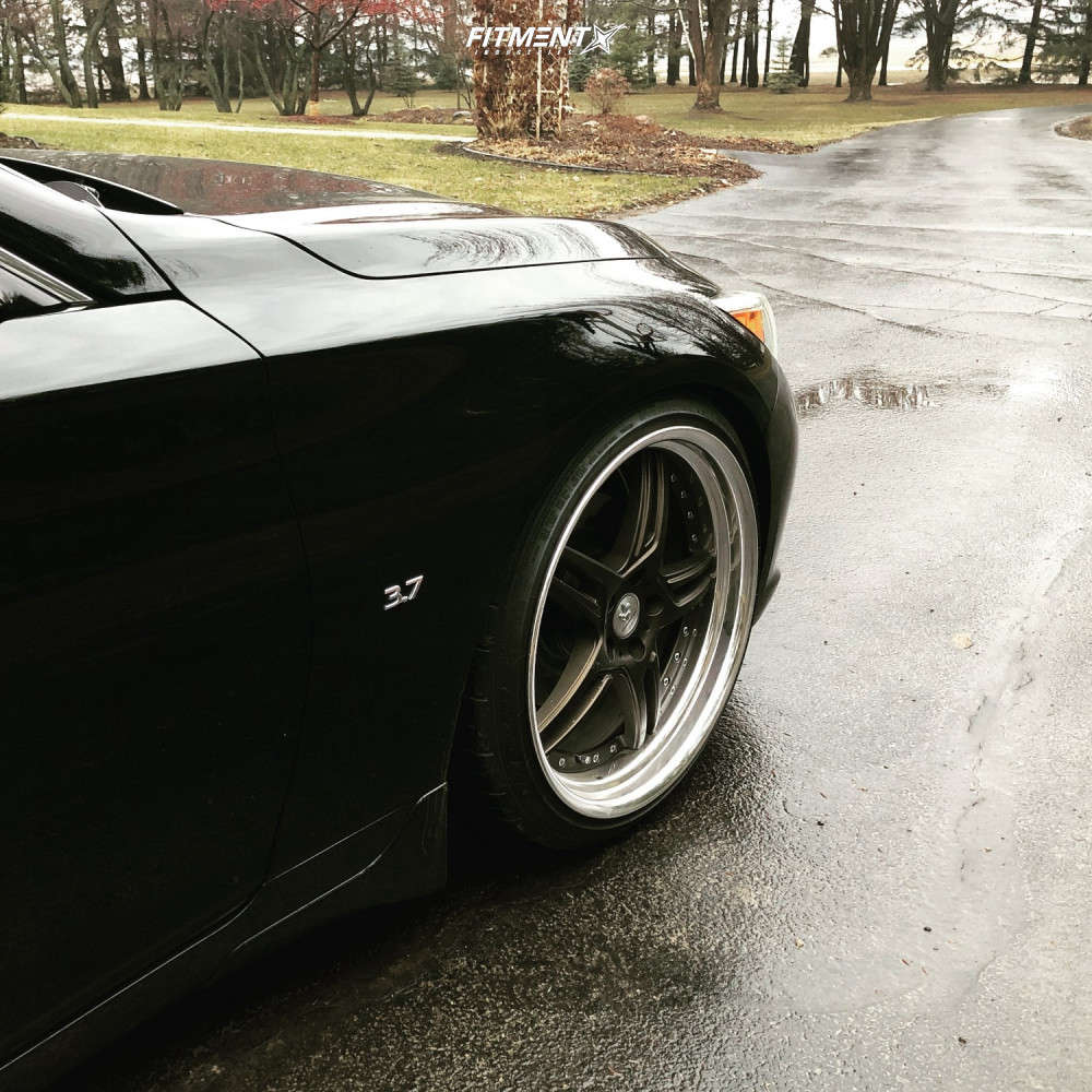 2015 INFINITI Q50 Premium with 20x10 Work Durandal Dd5.2 and Dunlop ...