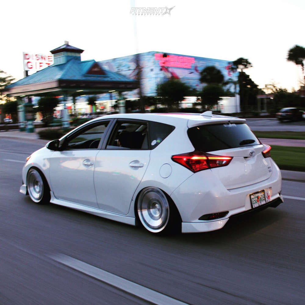 2017 Toyota Corolla IM Base with 18x8.5 Rotiform Ccv and Atlas 215x35 ...