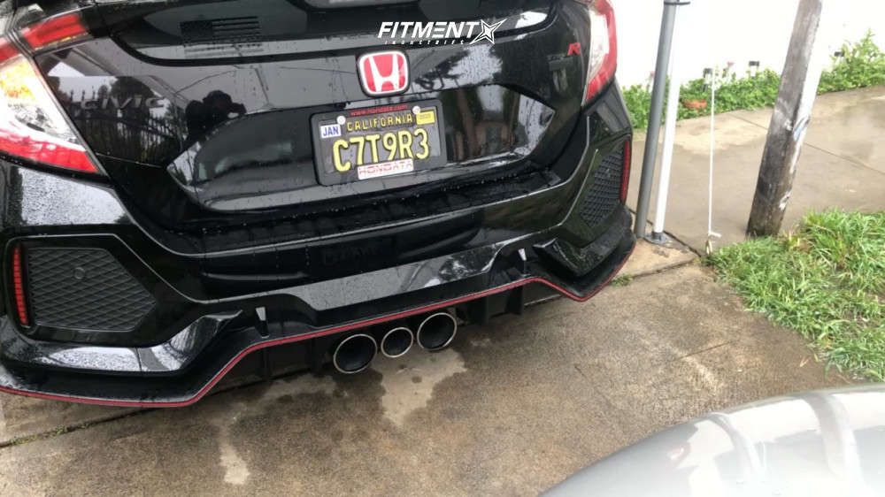 2018 Honda Civic Type R with 18x9.5 Volk Saga Time Attack and Nitto ...