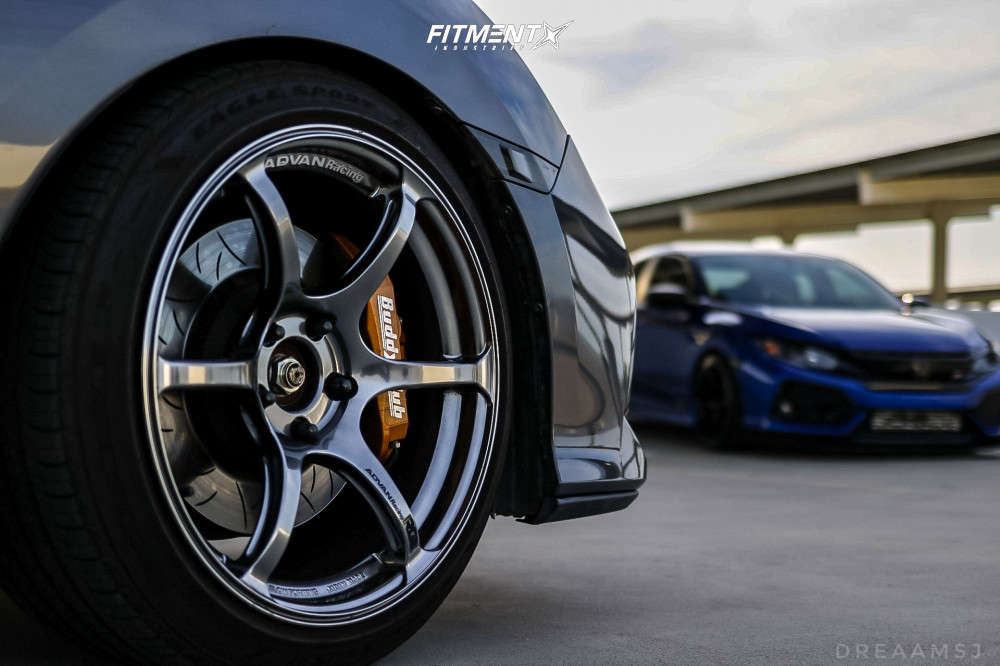 2017 Honda Civic Si with 18x9.5 Advan Rgiii and Goodyear 145x20 on ...