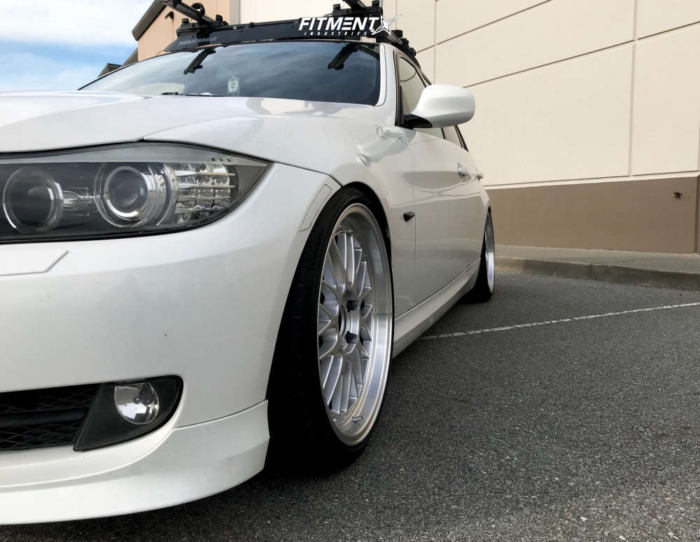 2009 BMW 3 Series Base with 19x9.5 ESR Sr05 and Michelin 225x35 on ...