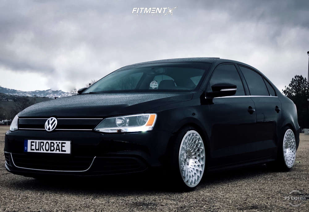 2013 Volkswagen Jetta TDI Premium with 18x9.5 WatercooledIND Mt10 and ...