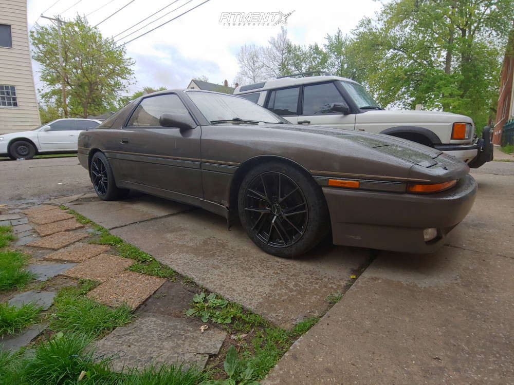 1986 Toyota Supra Base with 17x9 Enkei Td5 and Toyo Tires 235x30 on ...