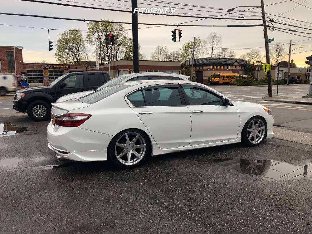 2016 Honda Accord Sport with 19x8.5 Rohana Rc7 and Toyo Tires 225x35 on ...