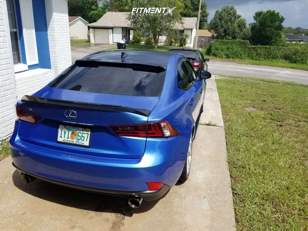 2016 Lexus IS200t Base with 18x8.5 F1R F29 and Federal 225x40 on ...