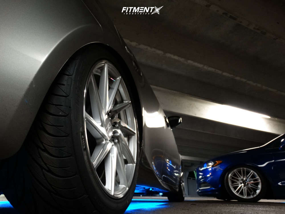 2016 Lexus IS200t Base with 18x8.5 F1R F29 and Federal 225x40 on ...