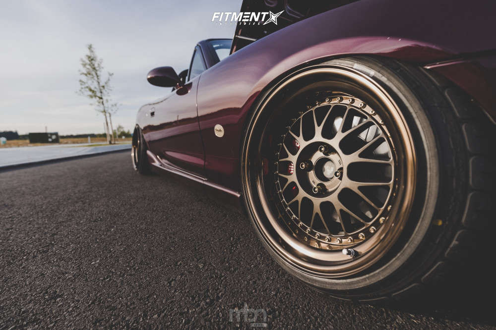 2000 Mazda MX-5 Miata Base with 16x9.5 Work Meister M1 3p and Federal ...