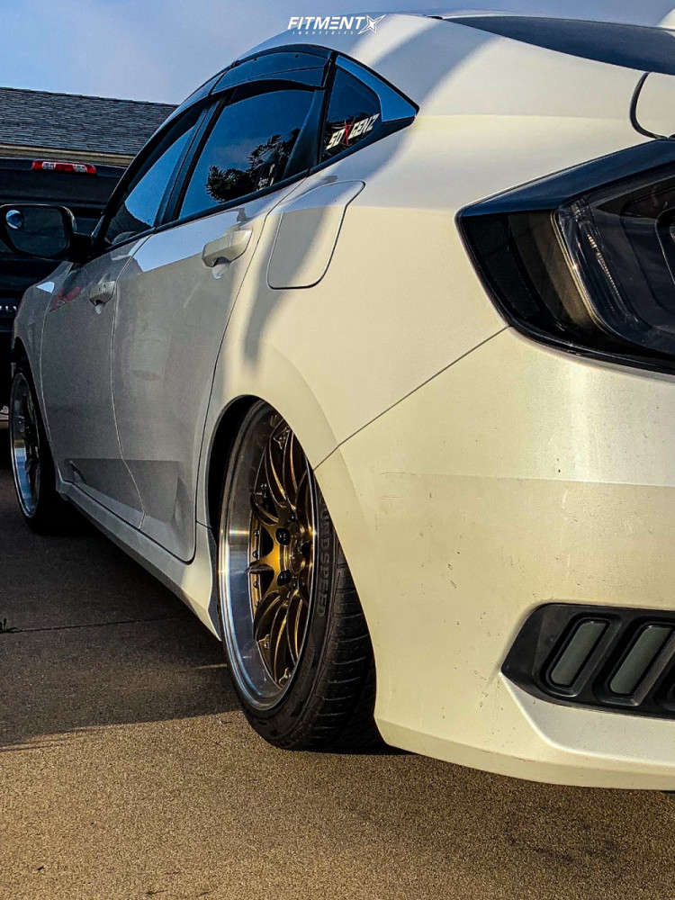 2017 Honda Civic EX with 18x8.5 Aodhan Ds07 and Voyager 225x40 on Air ...