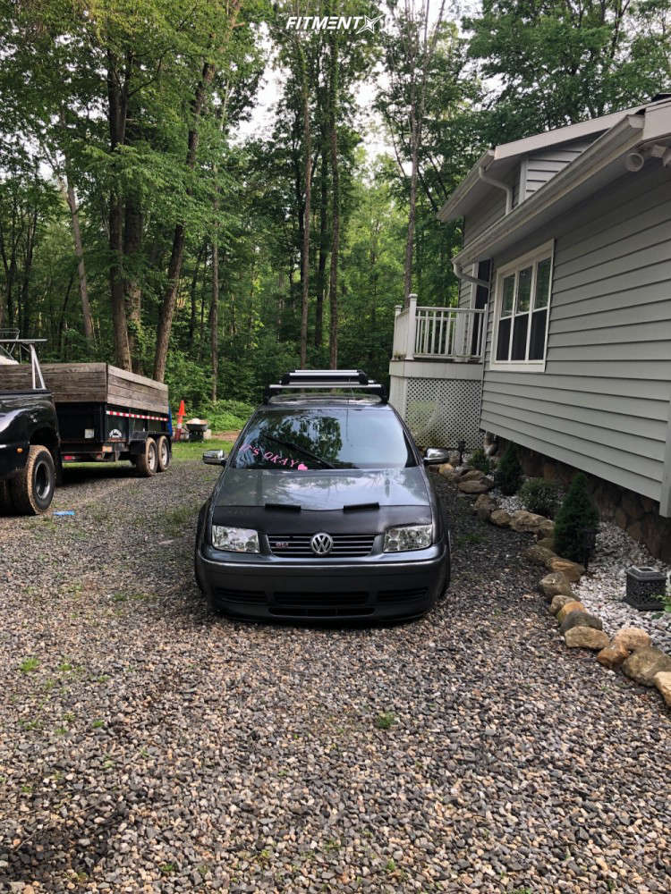 2005 Volkswagen Jetta GLI with 18x8.5 WatercooledIND Sy10 and Achilles ...
