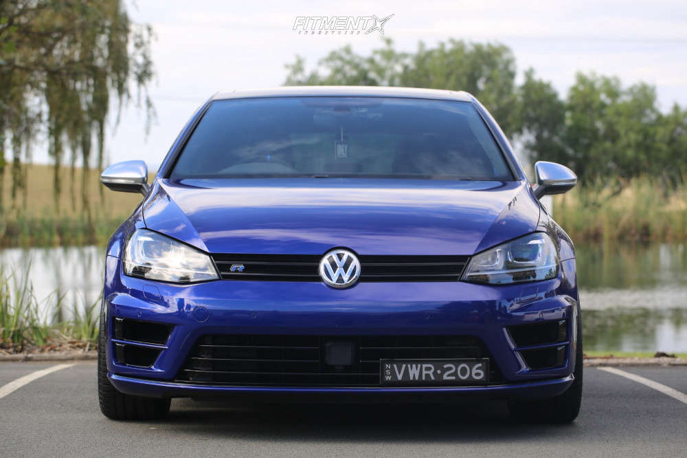 2017 Volkswagen Golf R Base with 18x9 Enkei RPF1 and Michelin 235x40 on ...