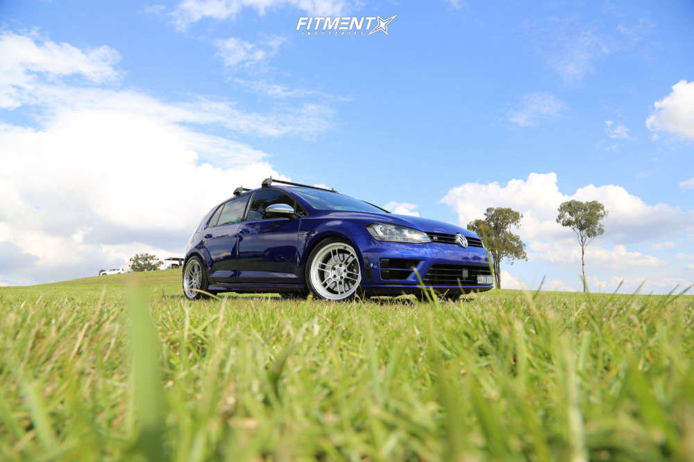 2017 Volkswagen Golf R Base with 18x9 Enkei RPF1 and Michelin 235x40 on ...