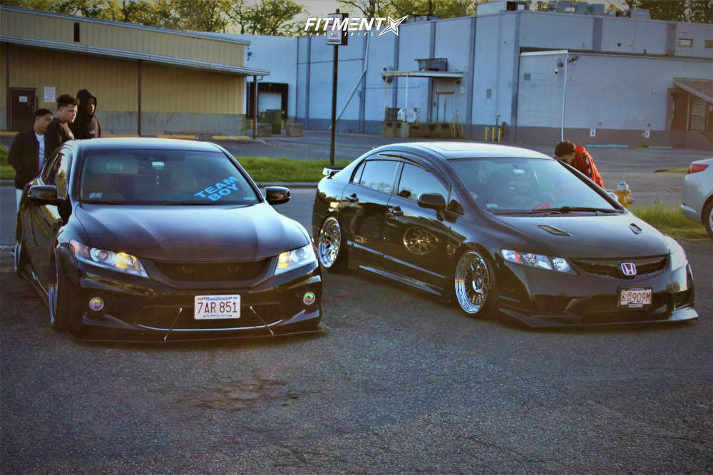 2013 Honda Accord EX-L with 19x9.5 ESR Sr09 and Kenda 235x35 on Air ...