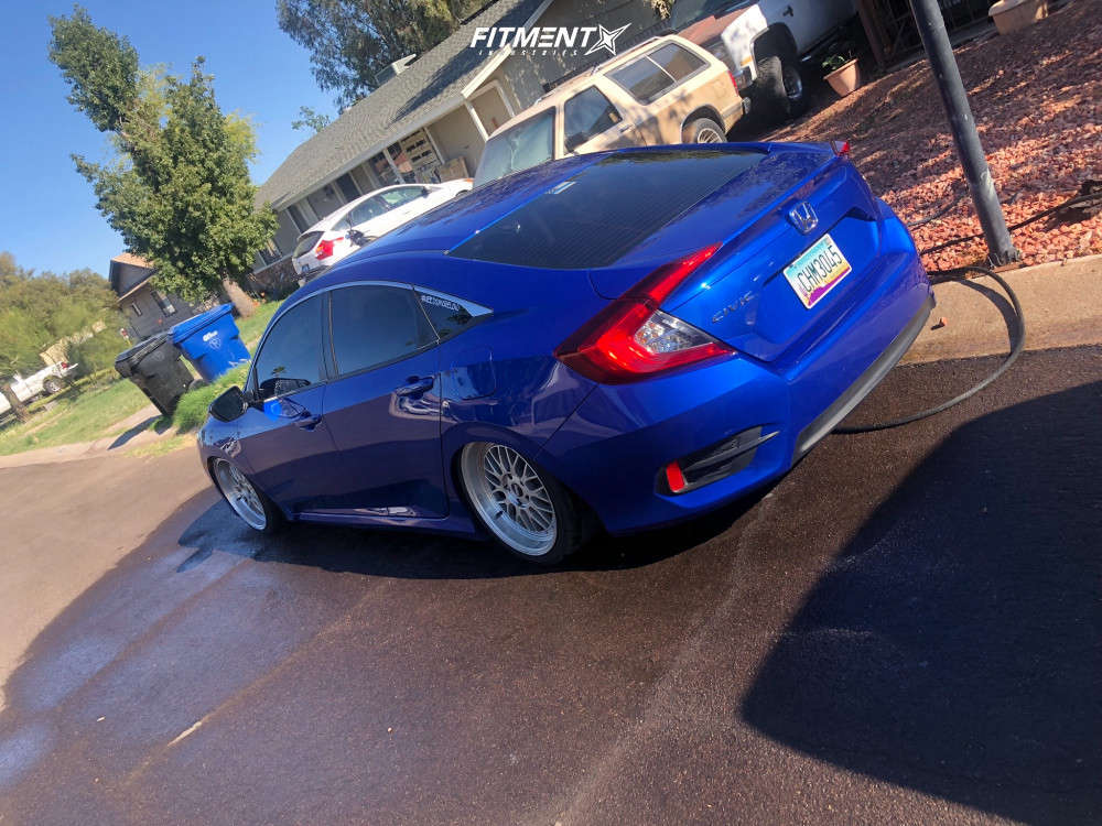 2018 Honda Civic EX with 18x9.5 STR 601 and Continental 215x40 on ...