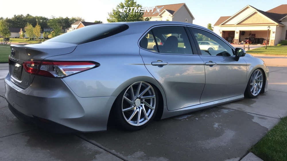 2018 Toyota Camry LE with 18x8.5 F1R F29 and Nitto 225x40 on Air ...