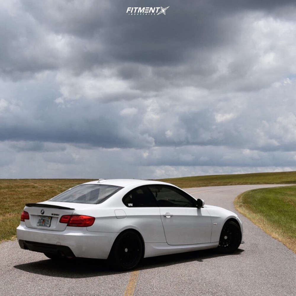 2011 BMW 335i Base with 19x9.5 ESR Sr05 and Michelin 245x35 on Stock ...