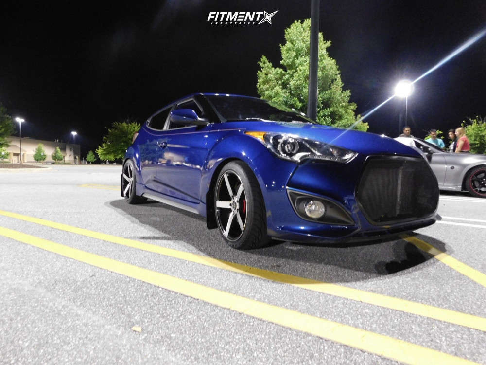 2016 Hyundai Veloster Turbo R-Spec with 18x8 JNC 26 and Federal 225x40 ...
