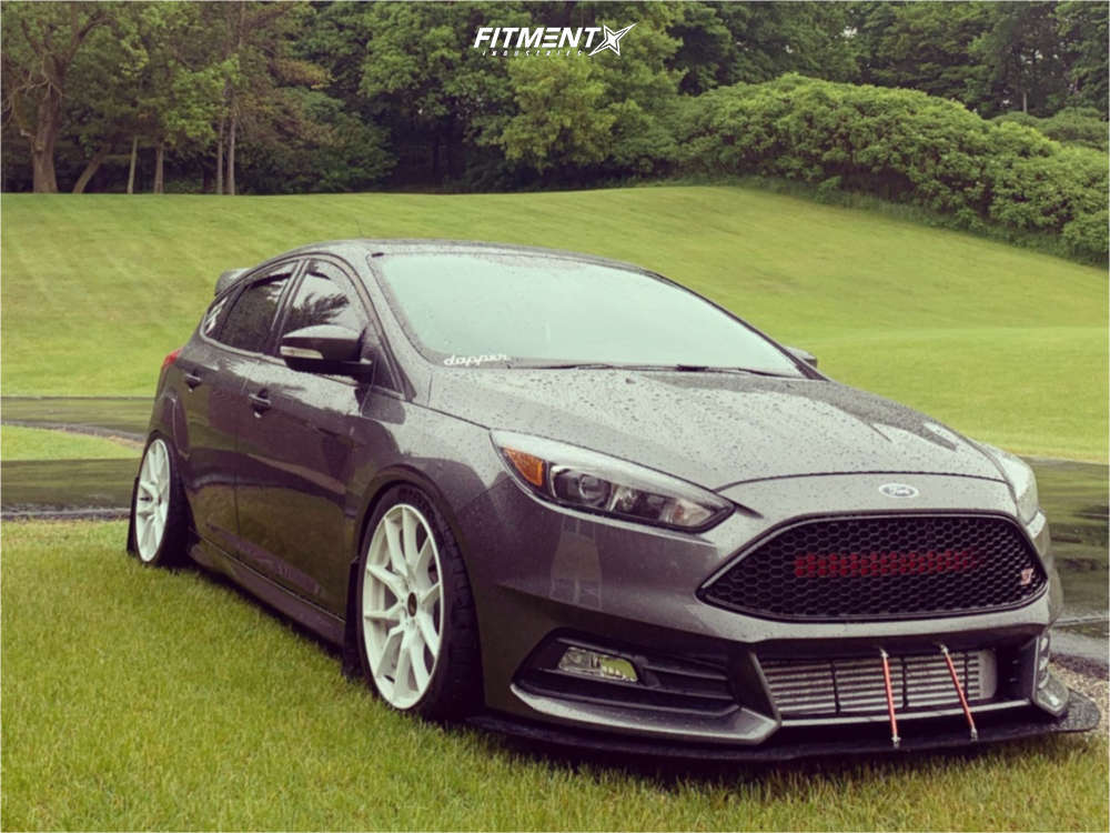 2016 Ford Focus ST with 18x8.5 Option Lab R716 and BFGoodrich 245x40 on ...