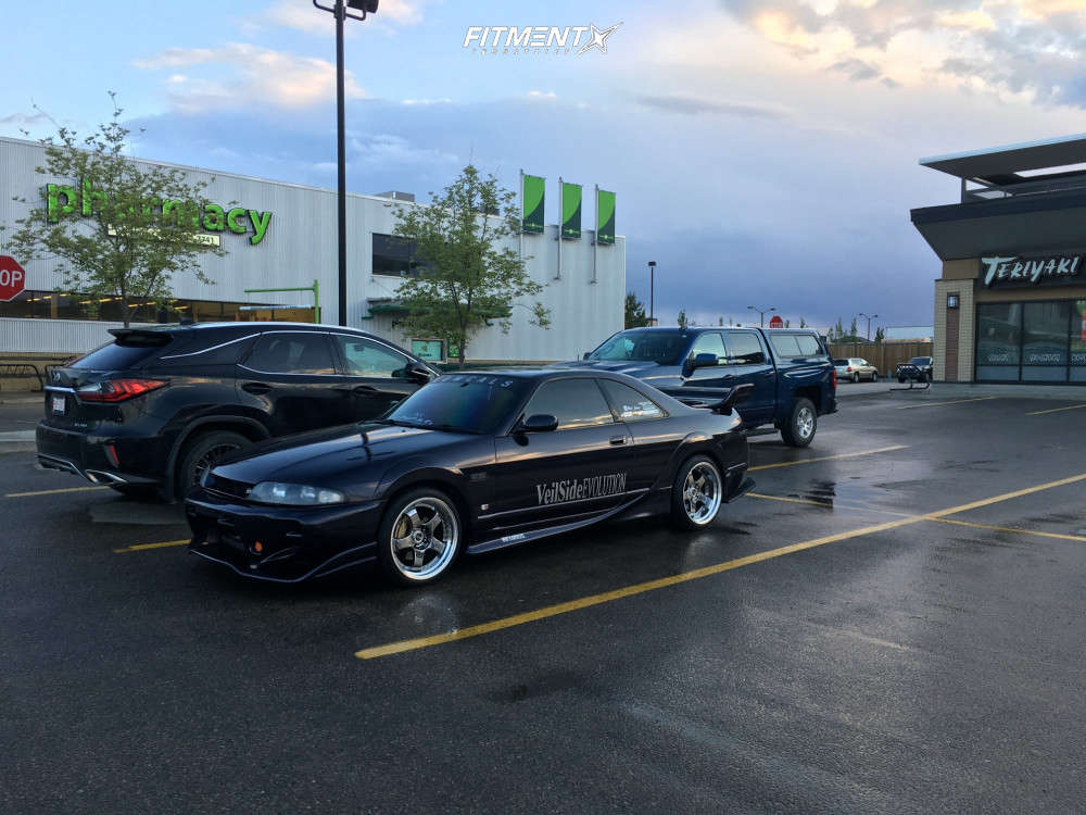 1993 Nissan Skyline R33 Base with 18x9.5 SSR Sp1 and Dunlop 225x40 on ...