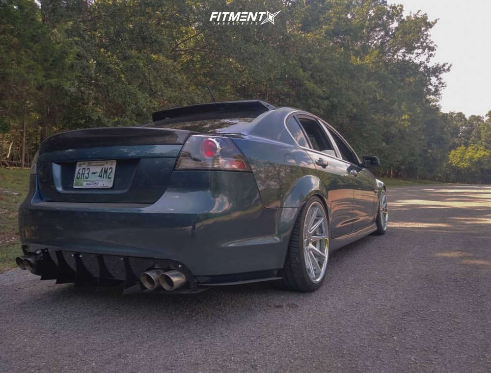 2009 Pontiac G8 GT with 20x9 Rohana Rc10 and Toyo Tires 245x35 on ...