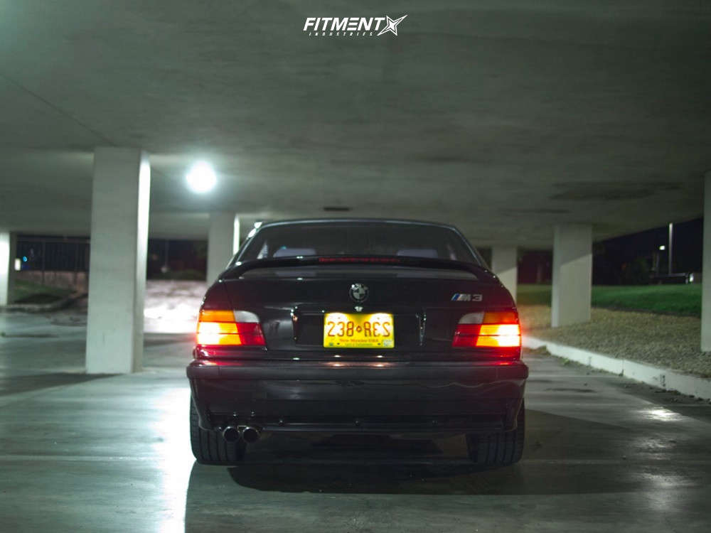 1999 BMW M3 Base with 17x8.5 Fikse Mach V and Toyo Tires 235x40 on ...