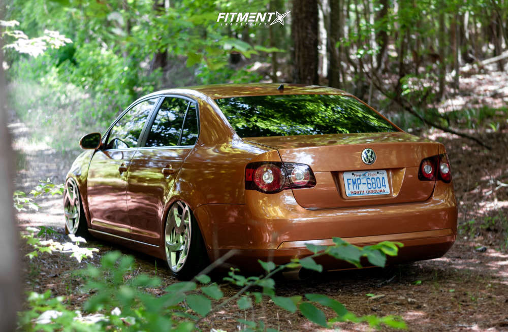 2009 Volkswagen Jetta S with 18x9.5 JNC Jnc047 and Black Lion 215x40 on ...