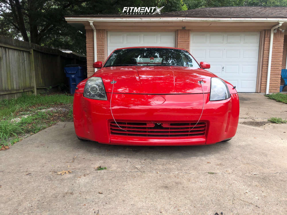 2004 Nissan 350Z Base with 17x9 MST Mt07 and Hankook 255x40 on Stock ...
