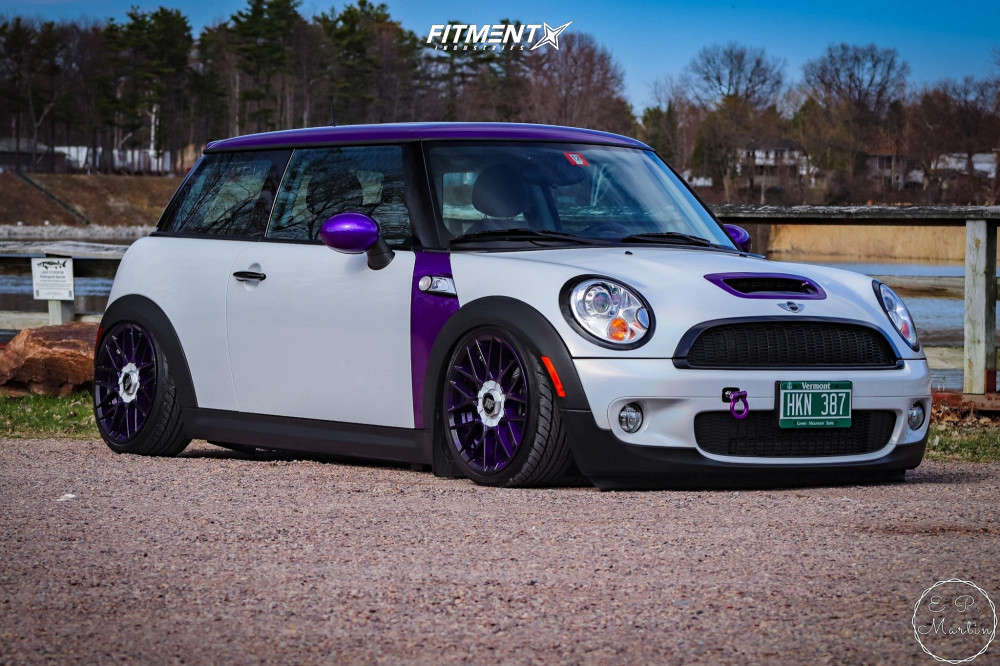 2009 Mini Cooper S with 17x8 Rotiform Rse and Yokohama 195x40 on Air ...