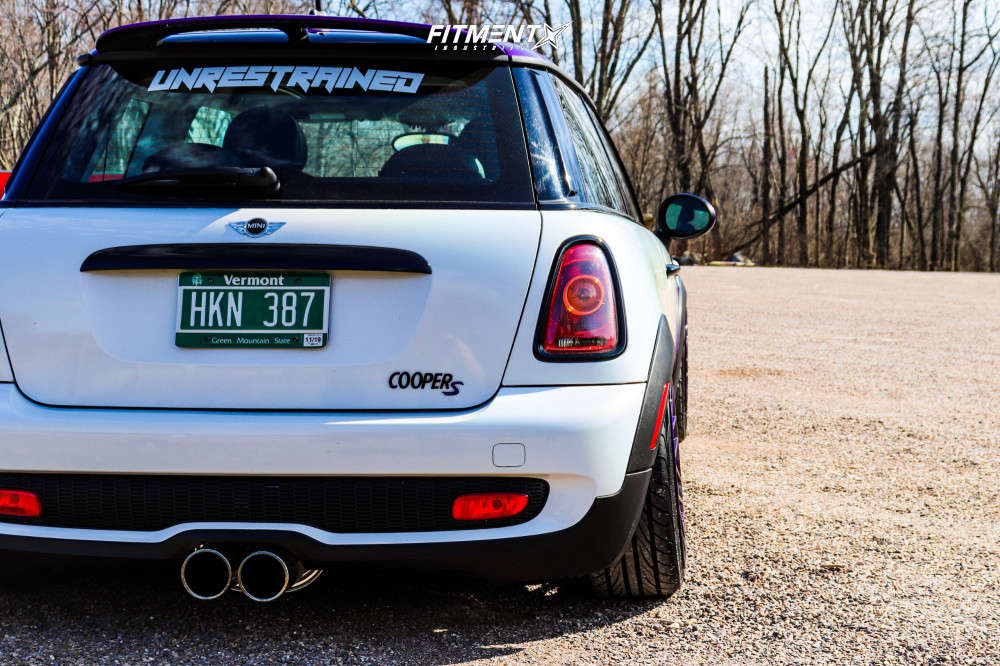 2009 Mini Cooper S with 17x8 Rotiform Rse and Yokohama 195x40 on Air ...