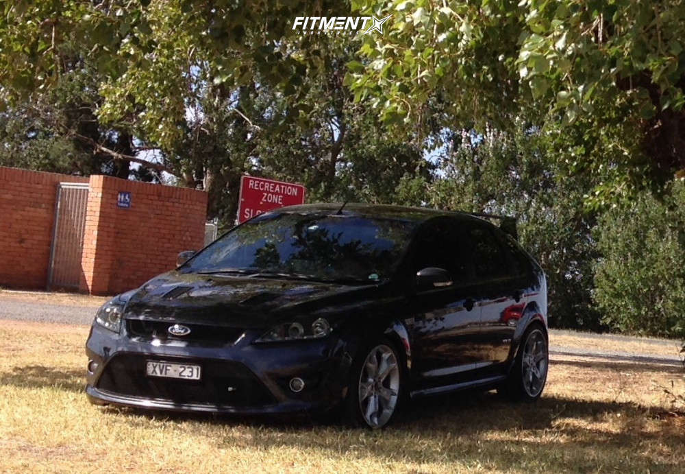 2010 Ford Focus S with 19x8.5 OEM Wheels Kuga Titanium and Bridgestone ...