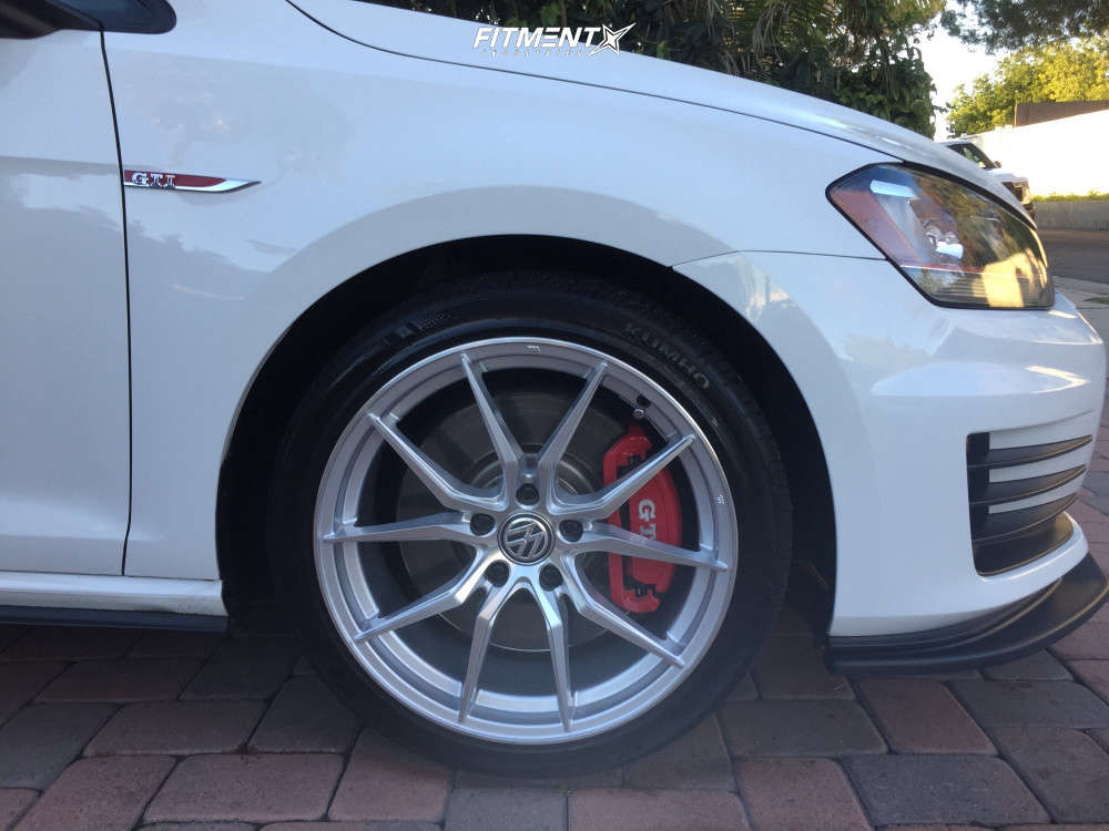 2017 Volkswagen GTI SE with 18x8 Advanti Racing Hybris and Kumho 225x40 ...