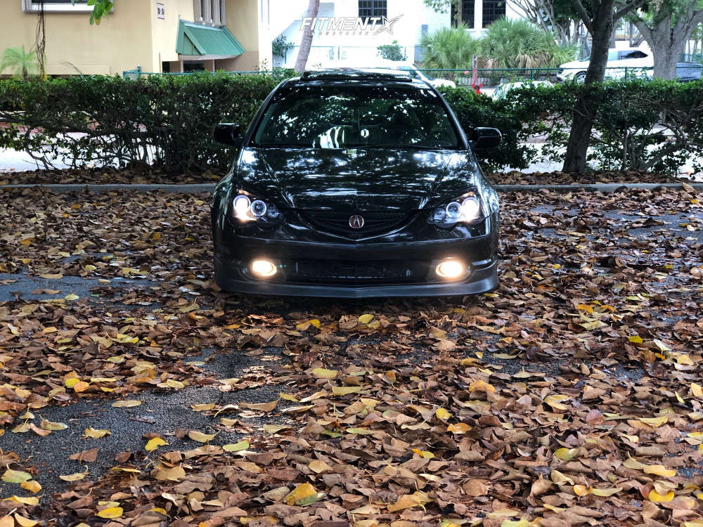 2004 Acura RSX Type-S 2dr Hatchback (2.0L 4cyl 6M) with 17x8 5zigen ...