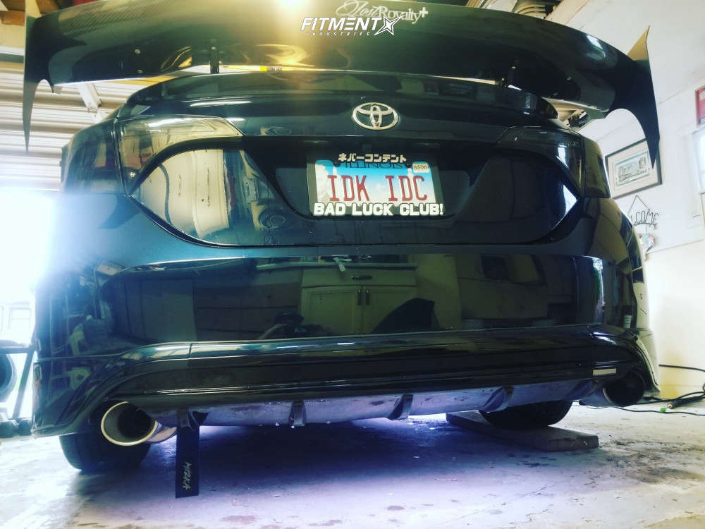 2018 Toyota Corolla SE with 18x8.5 Enkei T6s and Goodyear 225x40 on ...