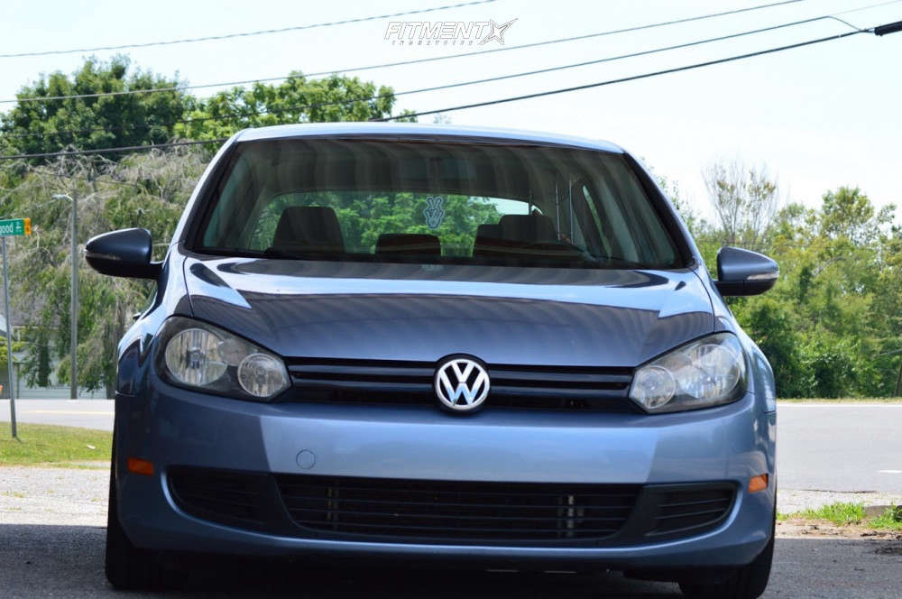 2011 Volkswagen Golf Base with 15x7 Drag Dr19 and Michelin 195x65 on ...