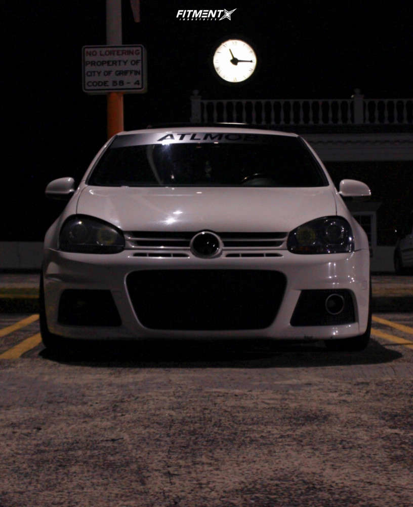 2009 Volkswagen GTI Base with 17x7.5 TR Motorsport MT1 and Yokohama ...