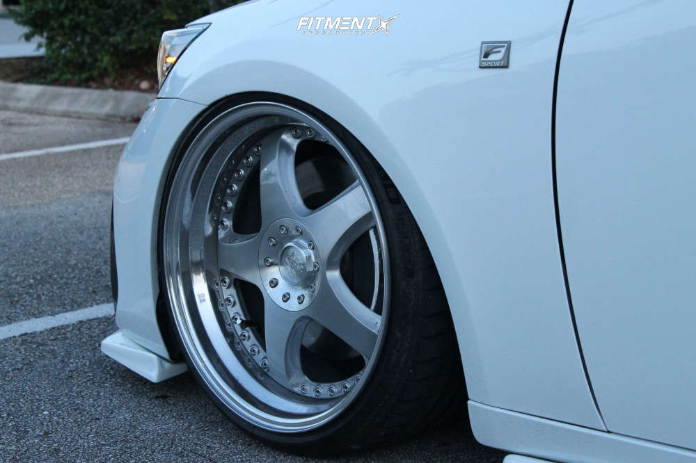 2017 Lexus IS200t F Sport with 19x9.5 Junction Produce Scara and ...