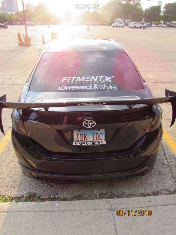 2018 Toyota Corolla SE with 18x8.5 Enkei T6s and Goodyear 225x40 on ...