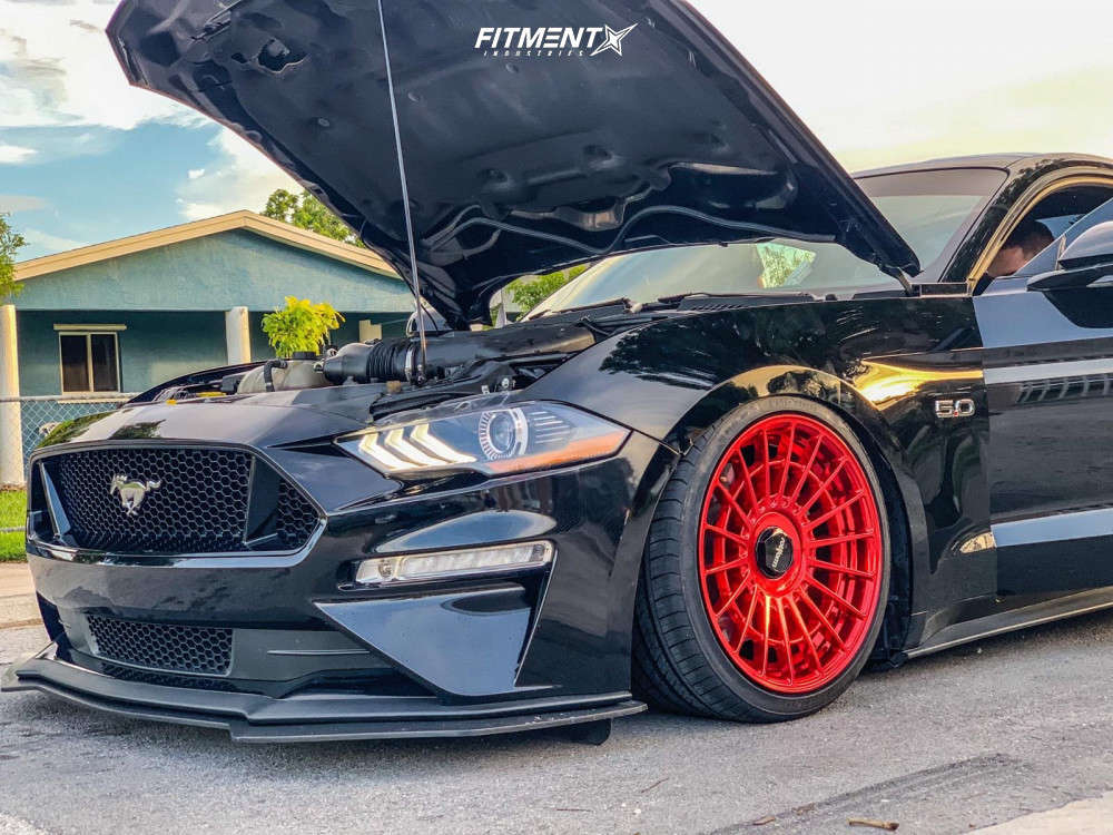 2018 Ford Mustang GT Premium with 19x10 Rotiform Las-r and Michelin ...