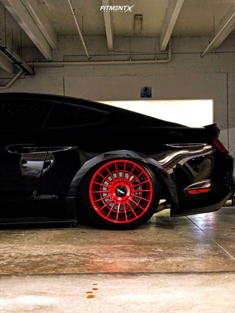 2018 Ford Mustang GT Premium with 19x10 Rotiform Las-r and Michelin ...