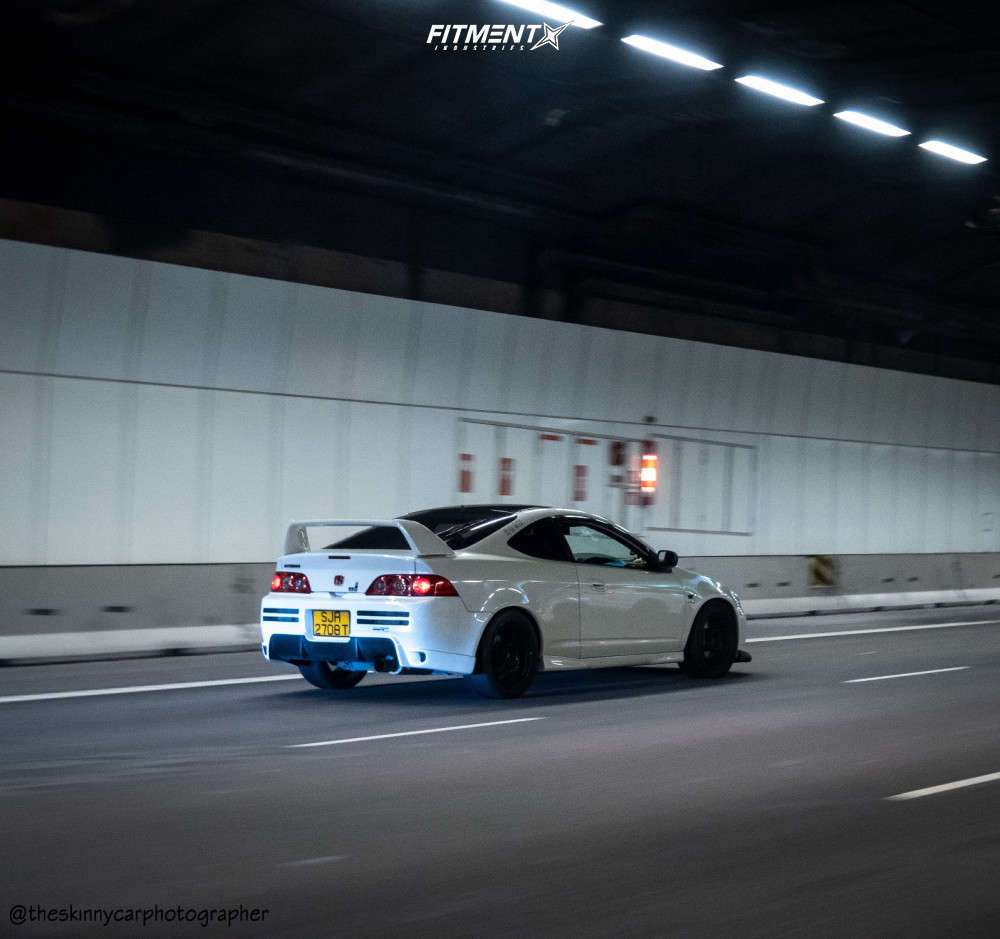2006 Acura Integra Base with 17x7.5 Advan Racing RSII and Bridgestone ...