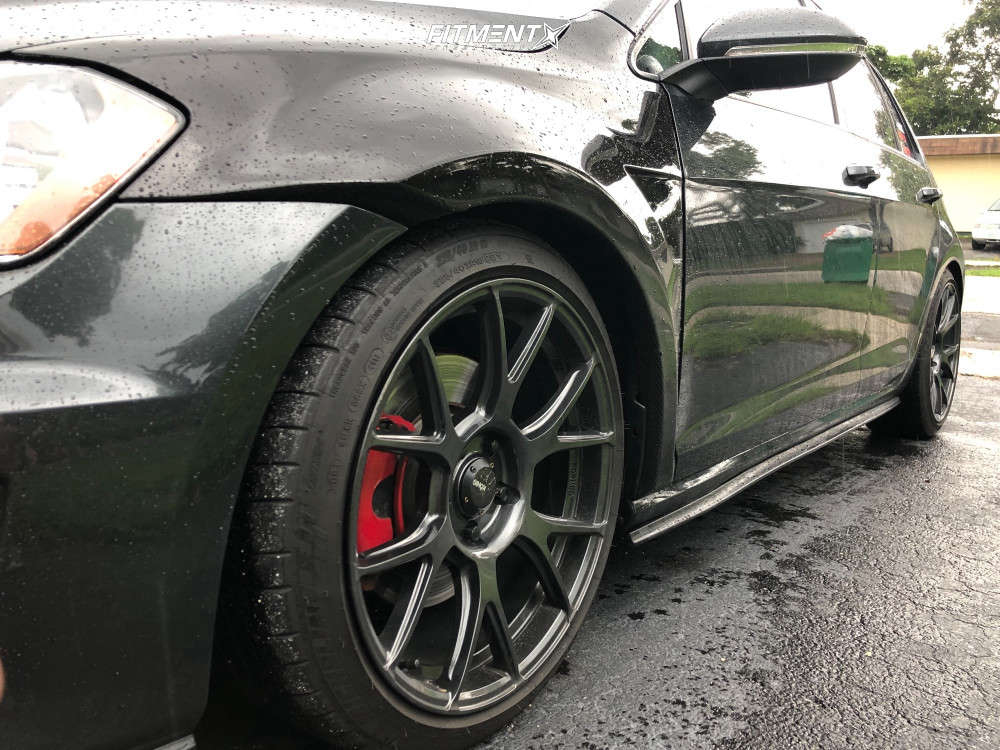 2017 Volkswagen GTI S with 18x8.5 Konig Ampliform and Michelin 225x35 ...