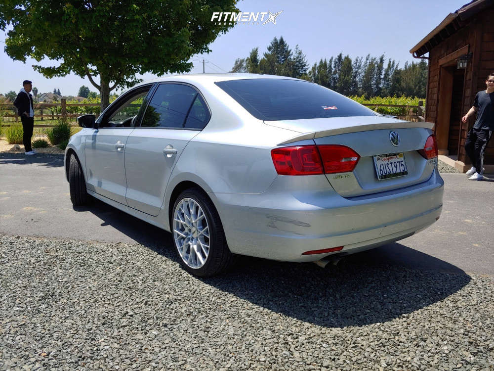 2012 Volkswagen Jetta SE with 18x8.5 TSW Sebring and Hankook 225x45 on ...