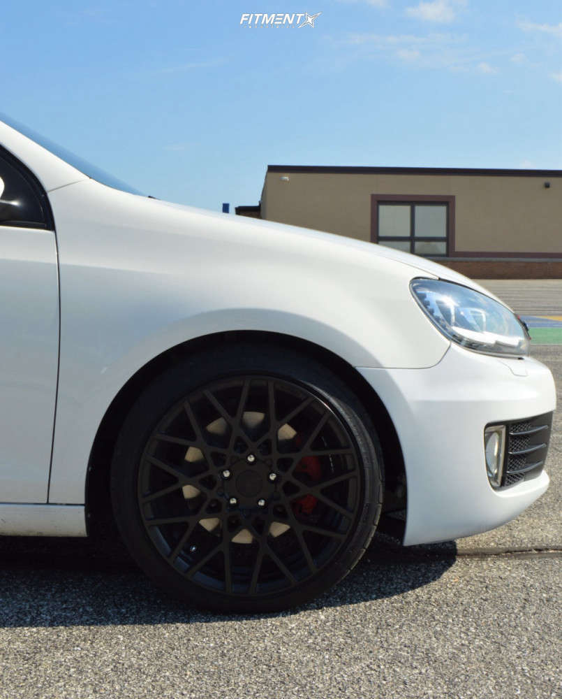 2013 Volkswagen GTI Base with 18x8.5 Rotiform Blq and Federal 215x40 on ...